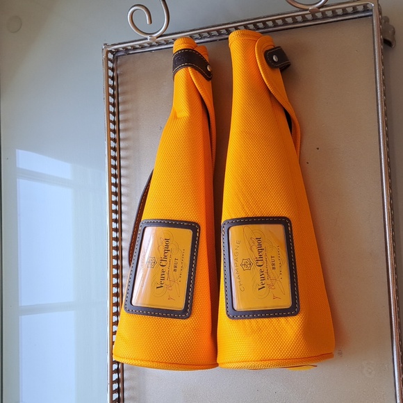 Veuve Clicquot | Dining | 2 Veuve Clicquot Brut Champagne Insulated ...
